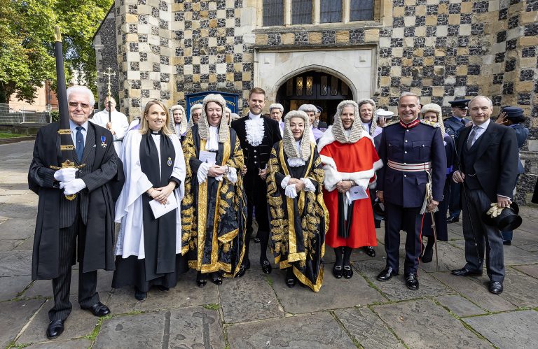 Lord-Lieutenant attends Berkshire Judicial Service - The Lieutenancy ...